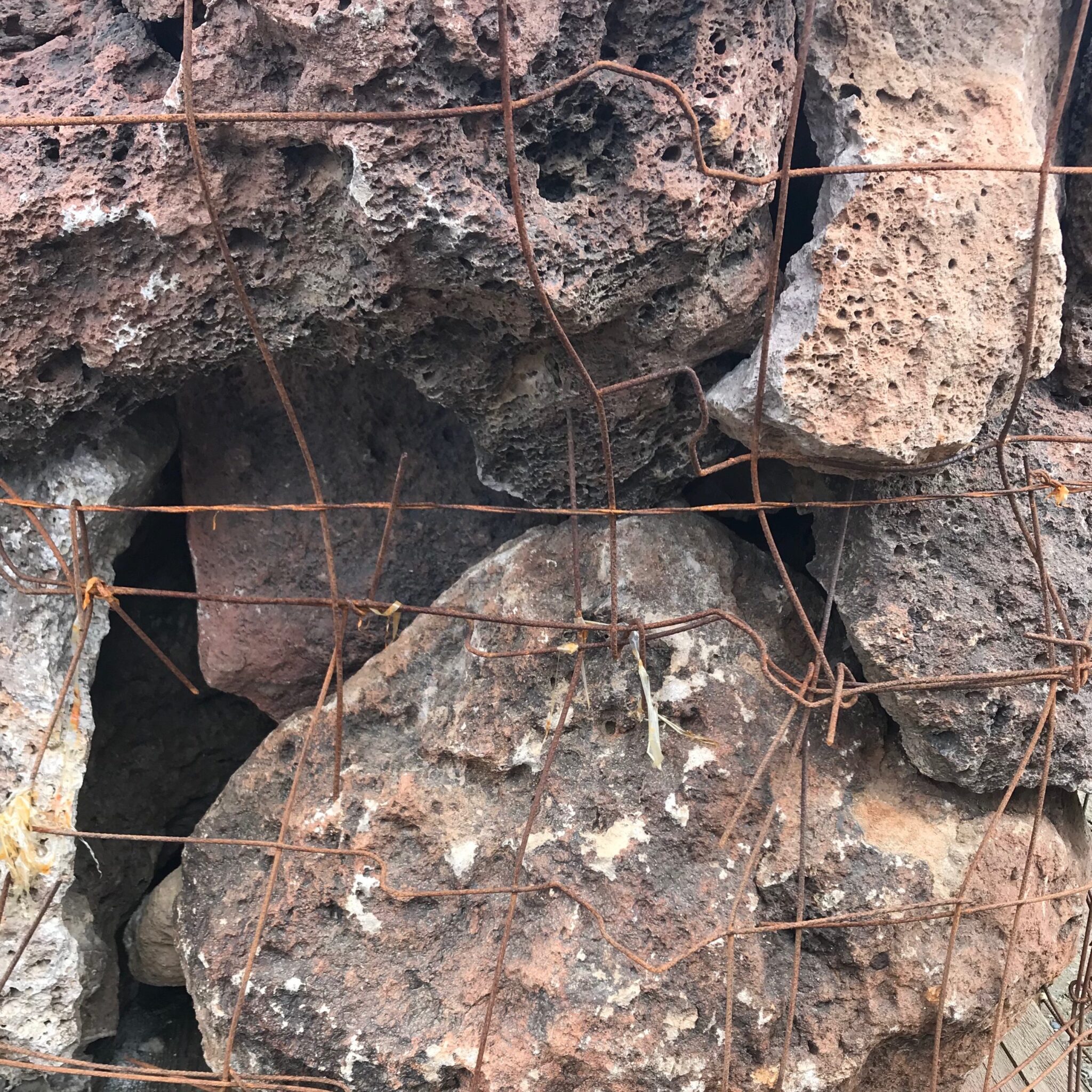 Pot Rock/Bowl Rock – Wholesale Stone Solutions